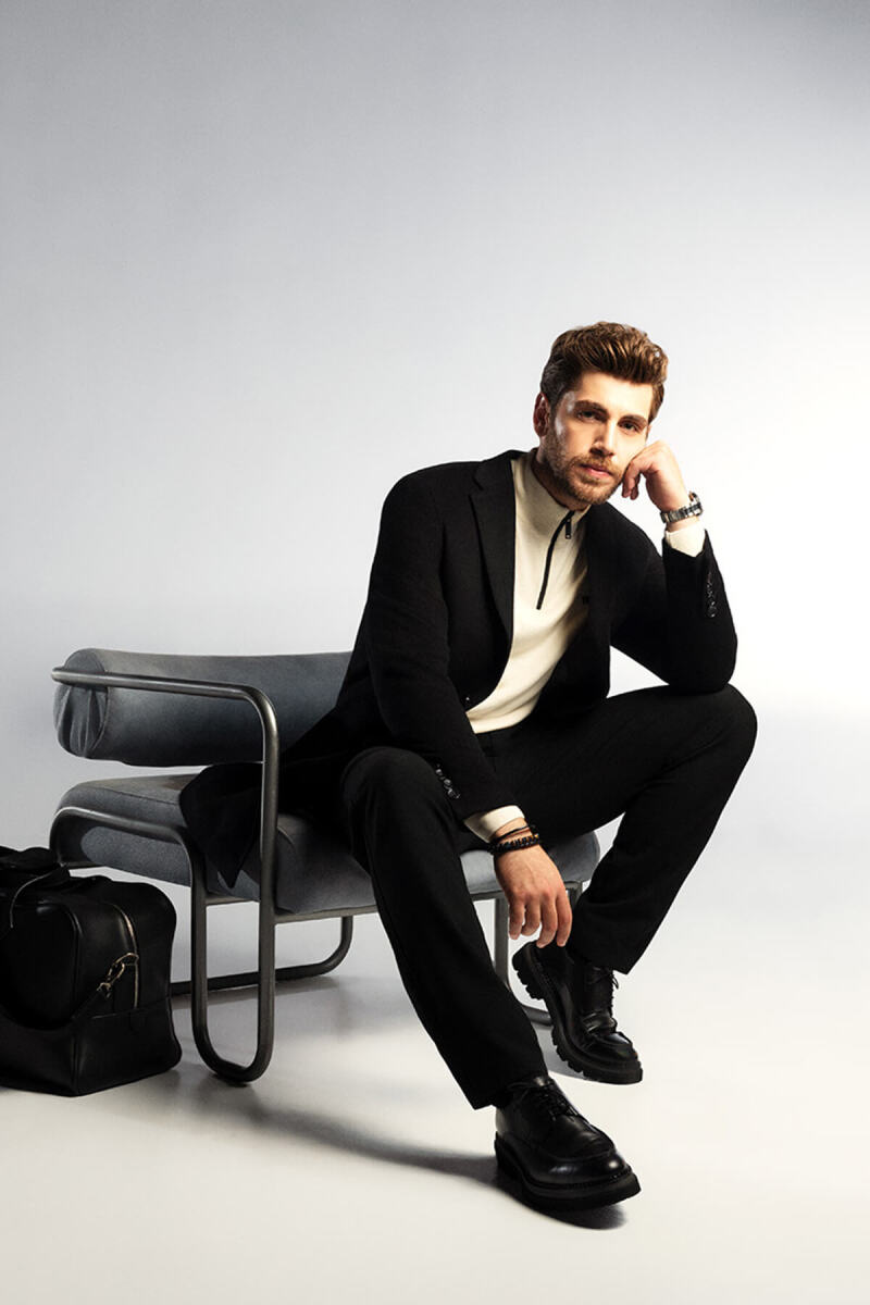 Siyah Slim Fit Ceket Yaka Yünlü Kaşe Palto | Hatem Saykı 28202024A025